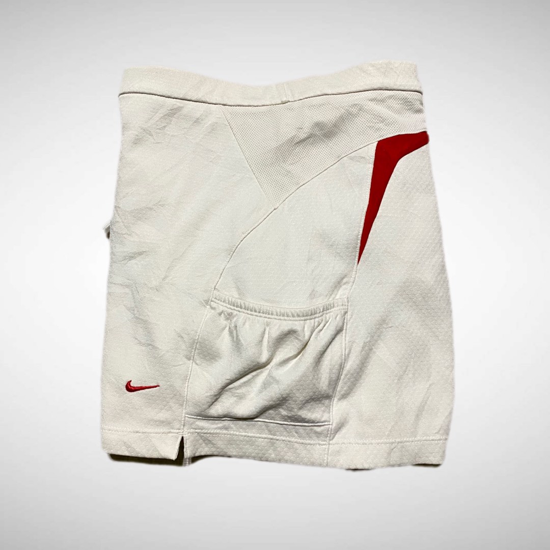 NIKE SWOOSH SHORT, Women's Fashion, Bottoms, Shorts on Carousell
