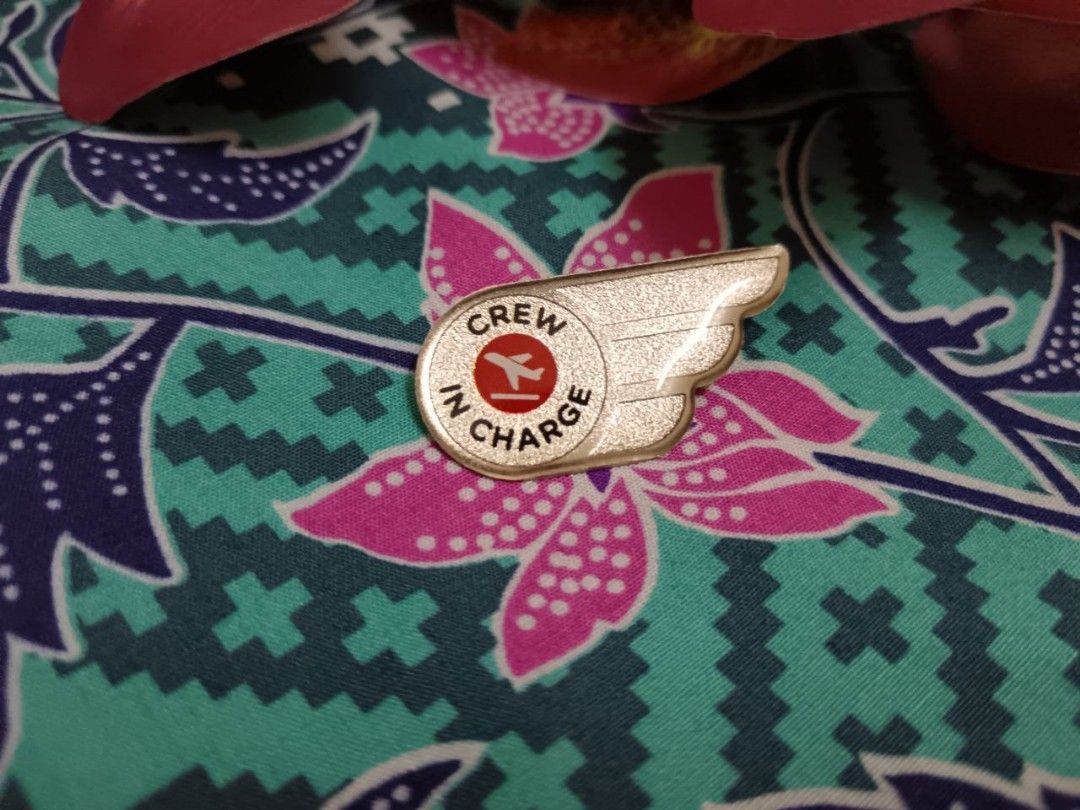 PIN BADGE CABIN CREW IN FLIGHT (AIR ASIA ORIGINAL), Everything Else ...