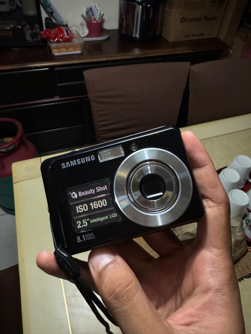 SAMSUNG ES10 Digicam, Photography, Cameras on Carousell