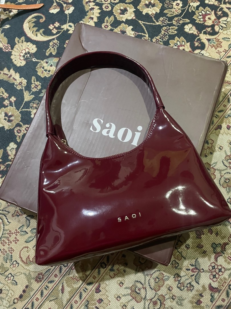 saoi shoulder bag, Women's Fashion, Bags & Wallets, Shoulder Bags on ...