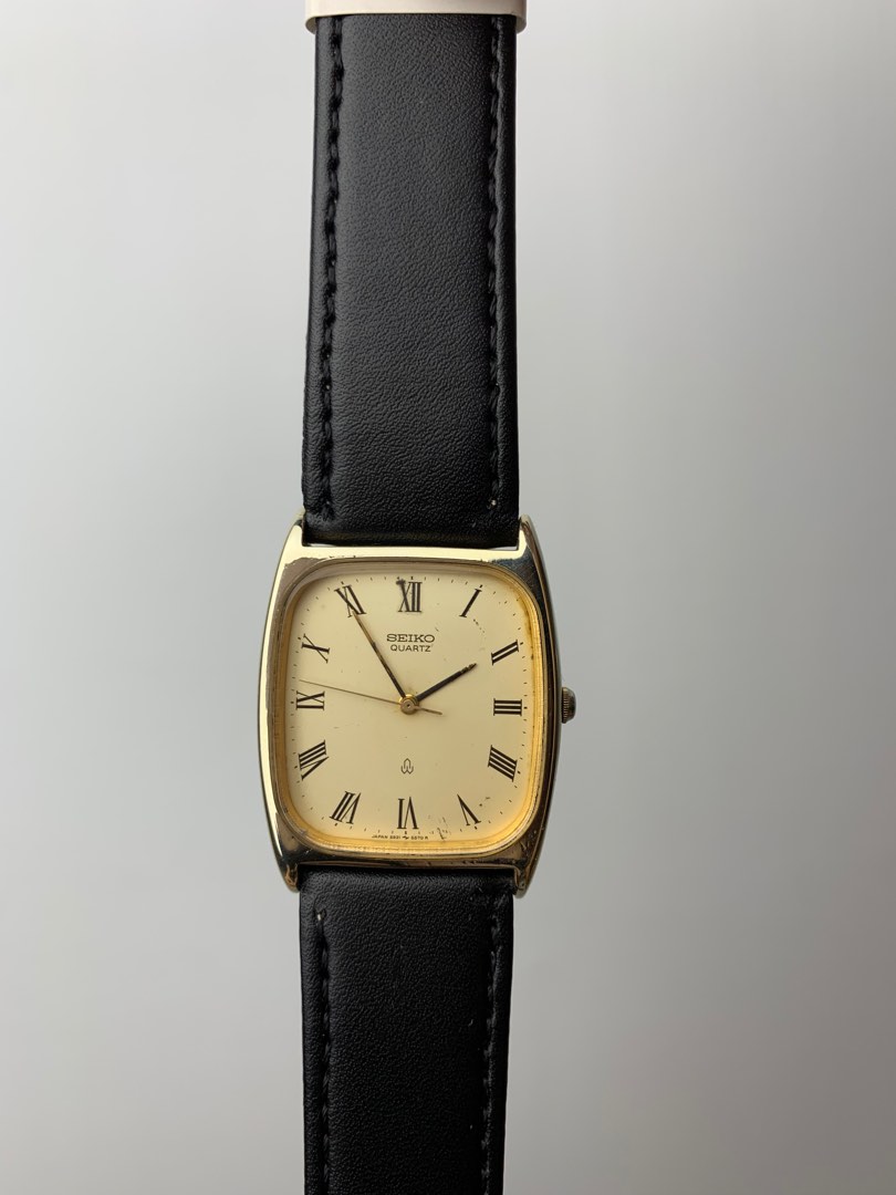 Seiko Tank Roman Dial Vintage, Fesyen Pria, Jam Tangan di Carousell