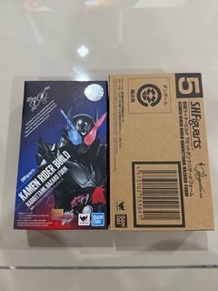 SHF KAMEN RIDER BUILD, Hobbies & Toys, Toys & Games on Carousell