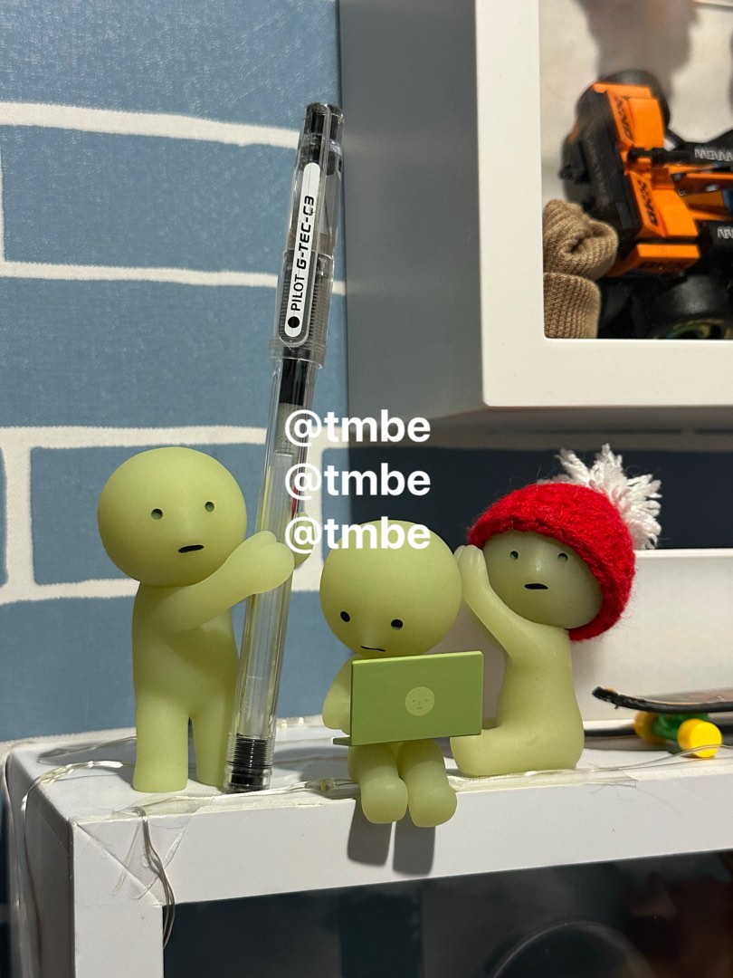 Smiski Researching (Set), Hobbies & Toys, Toys & Games on Carousell