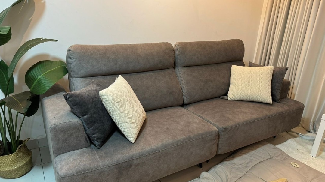 Sofa Push Back 3 seater (4 orang boleh duduk), Furniture & Home Living ...