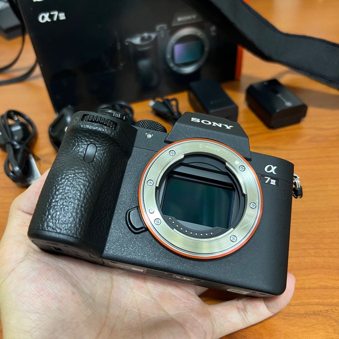 Sony a7iii a7m3 a7 mark 3 body 98% like new sc10k, Photography, Cameras on Carousell