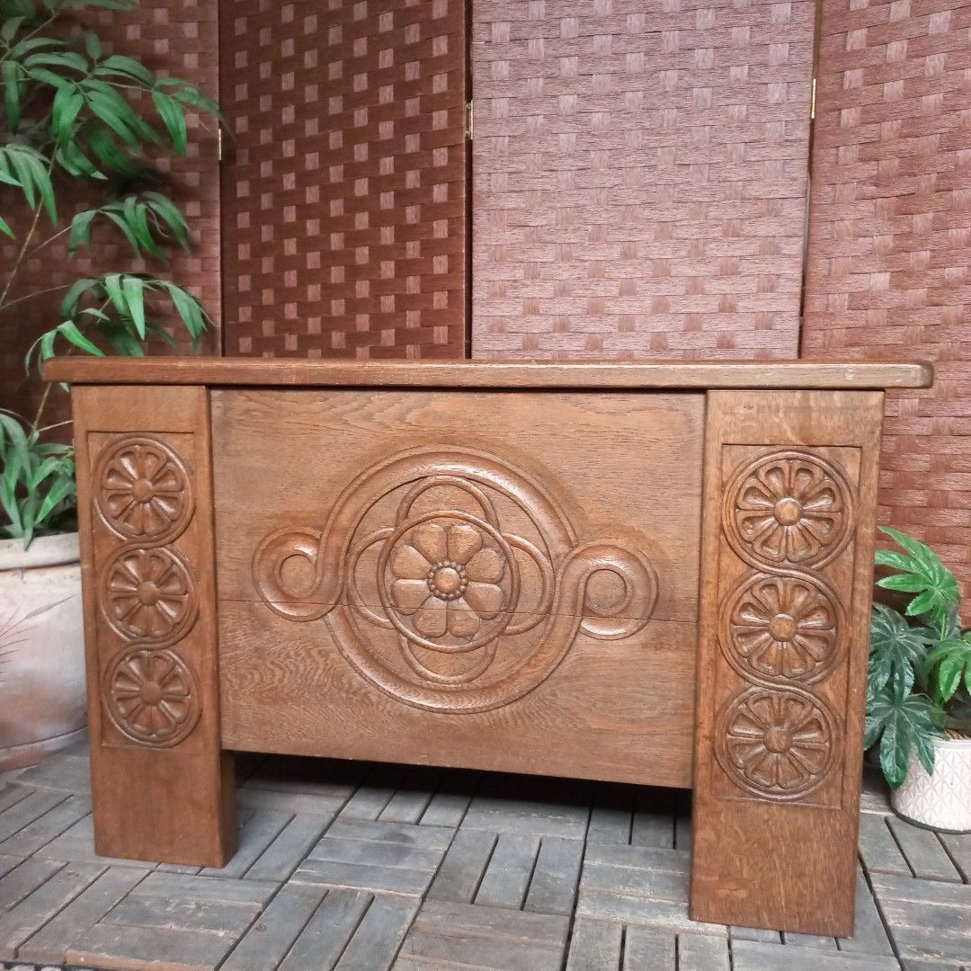 Vintage carved solid oak wood blanket chest storage trunk center table ...
