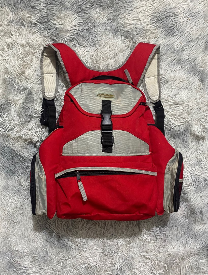 VINTAGE GAP TWOTONE RED AND GRAY BACKPACK, Men's Fashion, Bags ...
