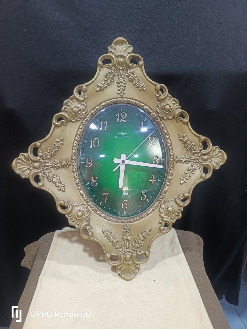 Vintage Silicon Clock ( Tokyo clock ), Hobbies & Toys, Collectibles ...