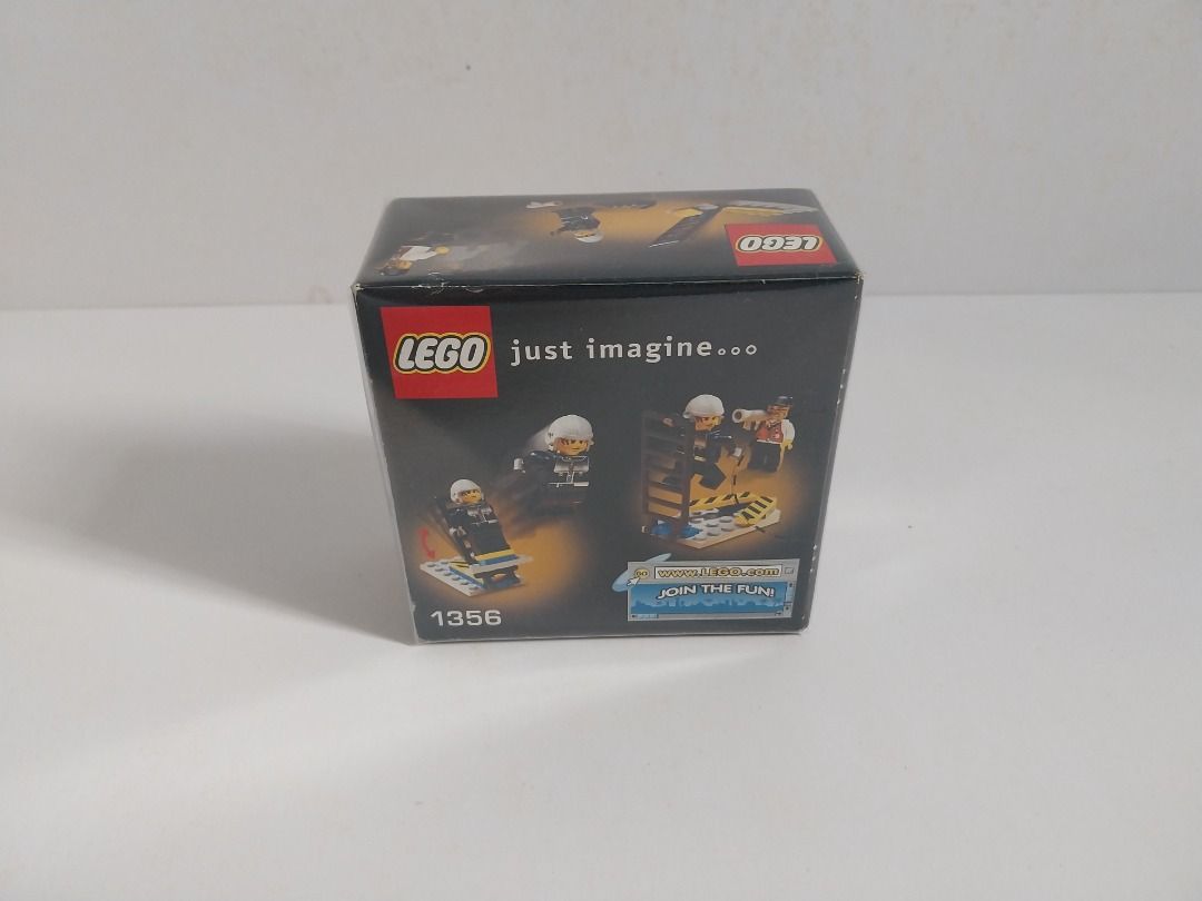 LEGO 1356 Studios Stuntman Catapult 特技人, 興趣及遊戲, 玩具 & 遊戲類 - Carousell