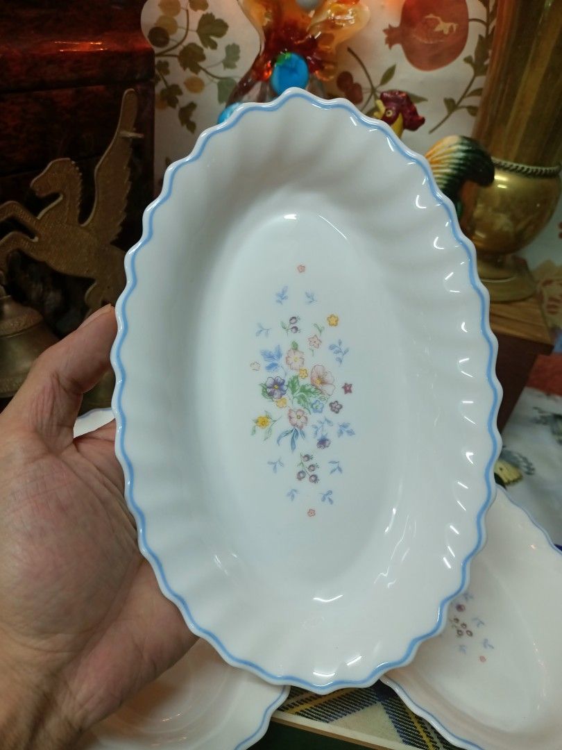 3pcs Arcopal victorian France beautiful and dainty designed side dish ...