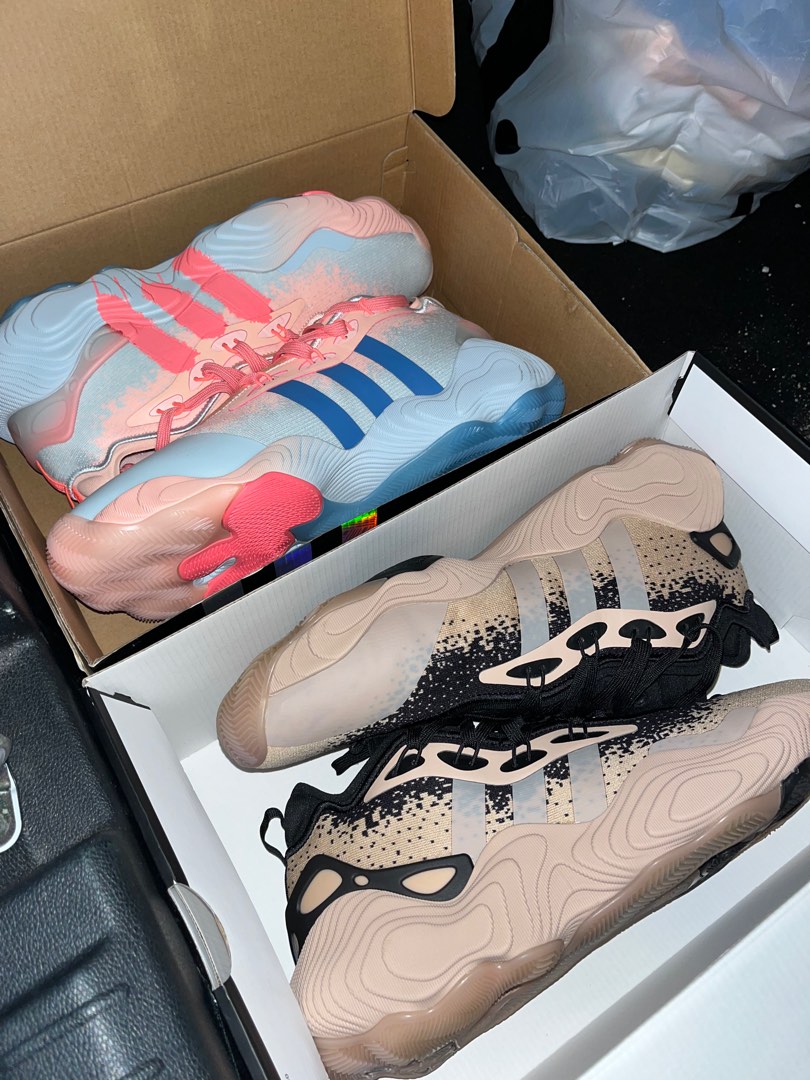 Adidas Trae young 3, Women's Fashion, Footwear, Sneakers on Carousell