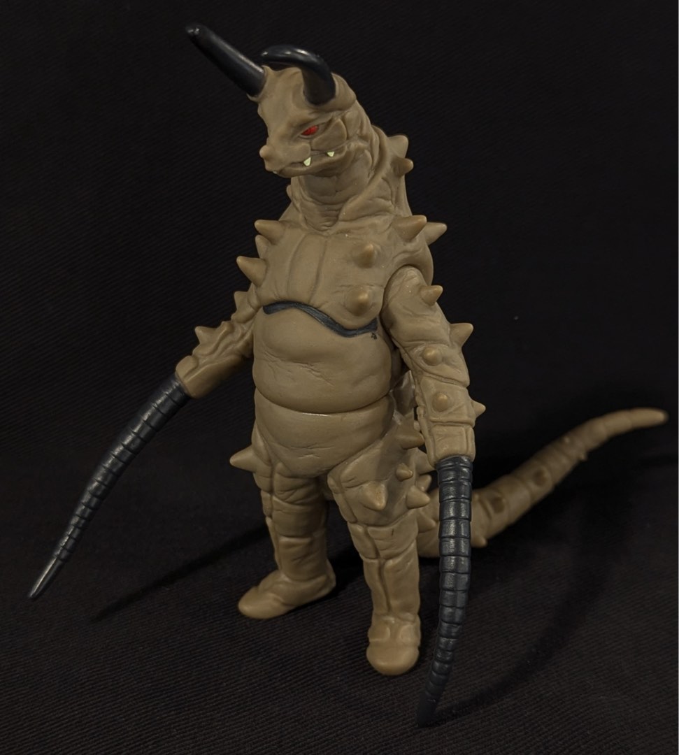 Bandai Ultra Kaiju Series Gudon 60 Sofubi, Hobbies & Toys, Toys & Games ...