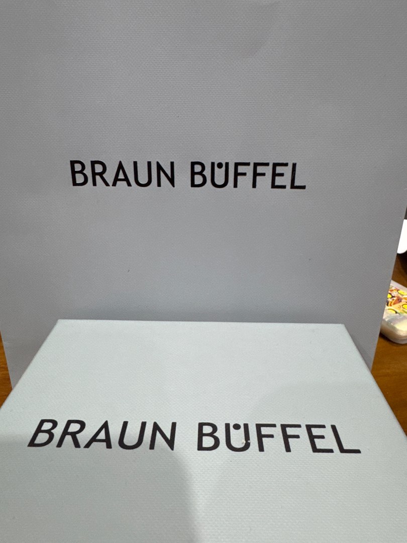 Braun buffel paper bag & belt watch, Komunitas di Carousell