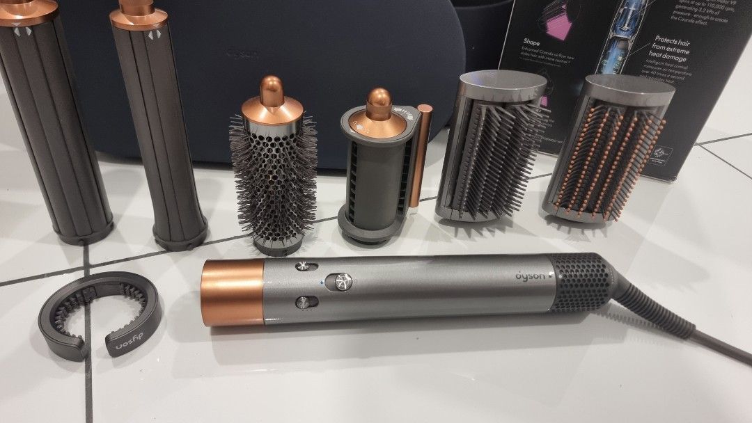 Dyson Airwrap v2 100% genuine, Beauty & Personal Care, Hair on Carousell