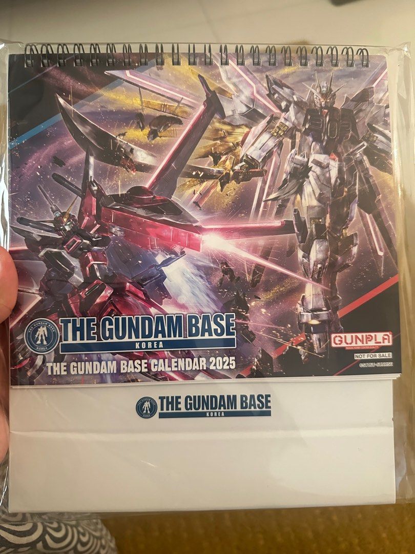 Gundam Calendar 2025, Hobbies & Toys, Books & Magazines, Comics & Manga ...