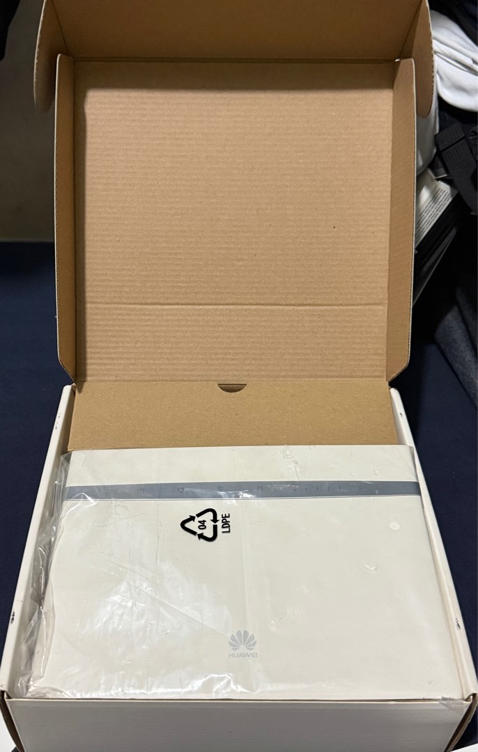 Huawei White Mamba, Mobile Phones & Gadgets, Other Gadgets on Carousell