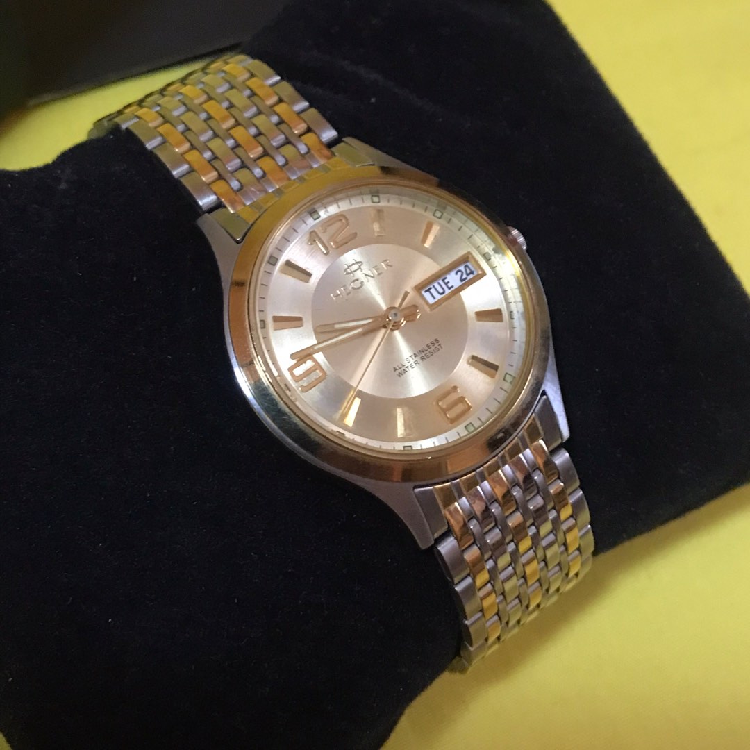 jam tangan hegner swiss made, Barang Mewah, Jam Tangan di Carousell