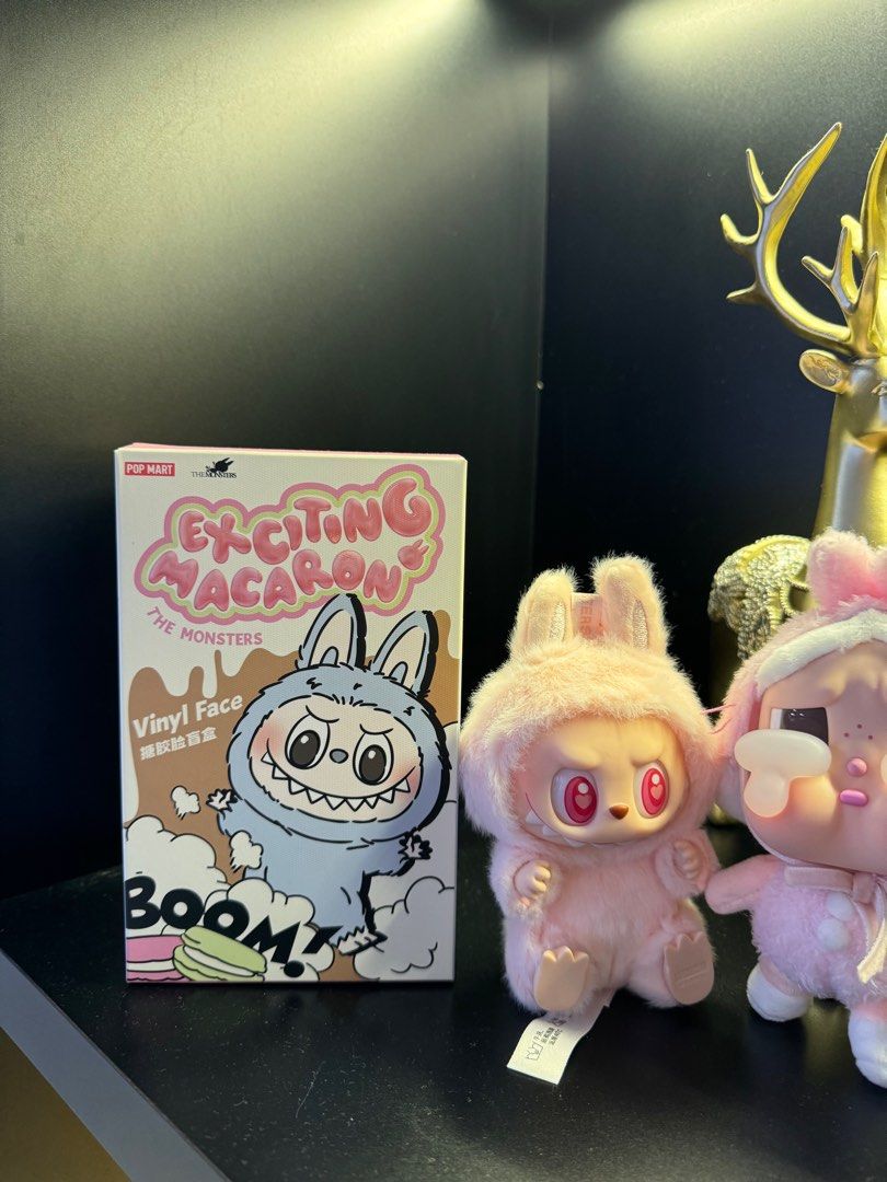 Labubu v1 blind box ( New in seal), Hobbies & Toys, Collectibles ...