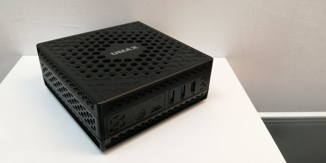 全新 Mini PC / Intel NUC / J4105 只拿出拍照/ 類 技嘉 微星MSI, 電腦及科技產品, 電腦在旋轉拍賣