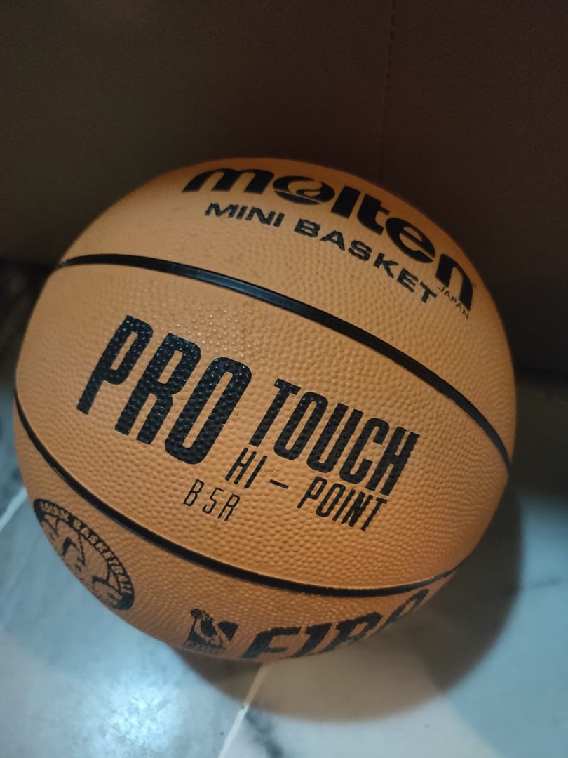 ORIGINAL MOLTEN Mini Basketball, Sports Equipment, Sports & Games ...