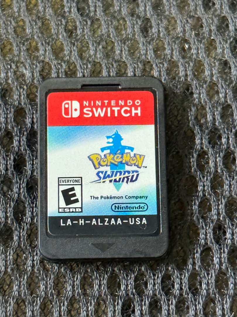 Pokemon Sword Switch Game, Video Gaming, Video Games, Nintendo on Carousell