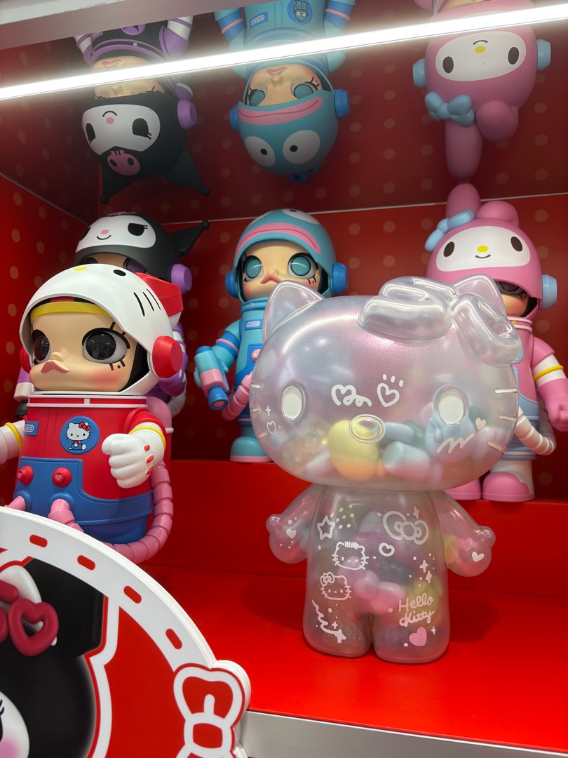 Trade Popmart Sanrio Hello Kitty 50th anniversary 400%, Hobbies & Toys ...