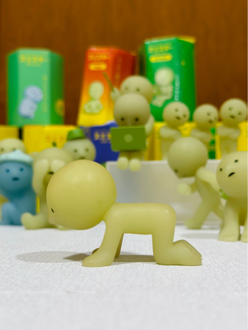 Smiski Series 3: Defeated (Discontinued), Hobbies & Toys, Toys & Games ...