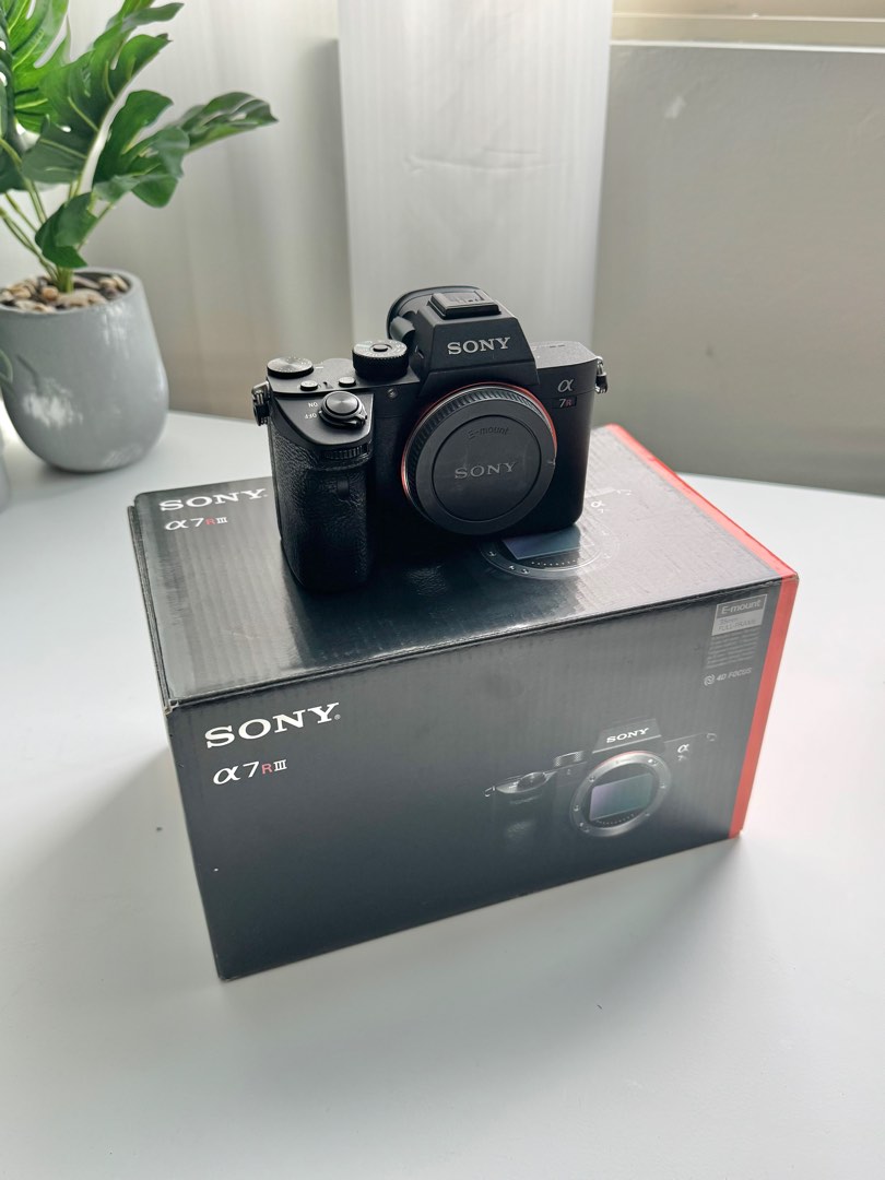 Sony a7riii a7r3, Photography, Cameras on Carousell