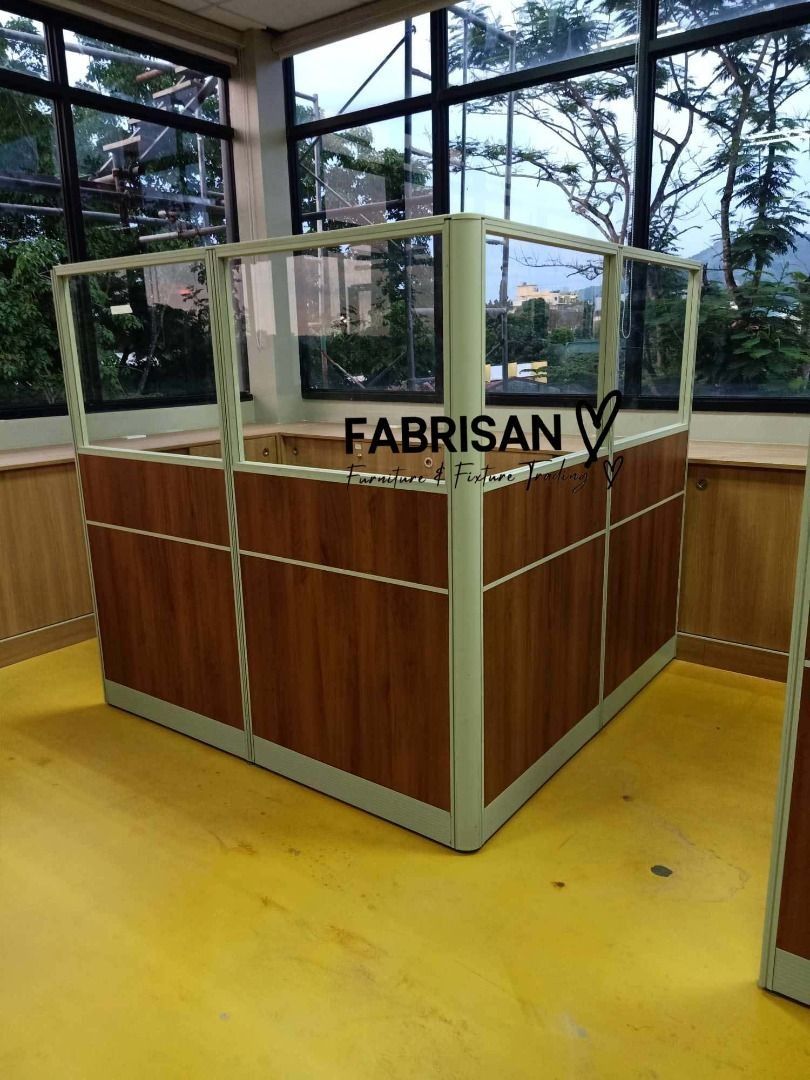 ubicle Desk Privacy Panel Included Benching & Partition | Office Table ...