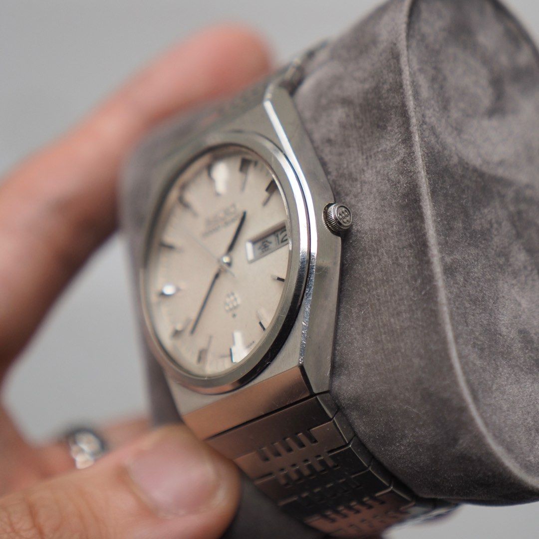 VINTAGE SEIKO GRAND QUARTZ WATCH - Mini grand seiko, Men's Fashion ...