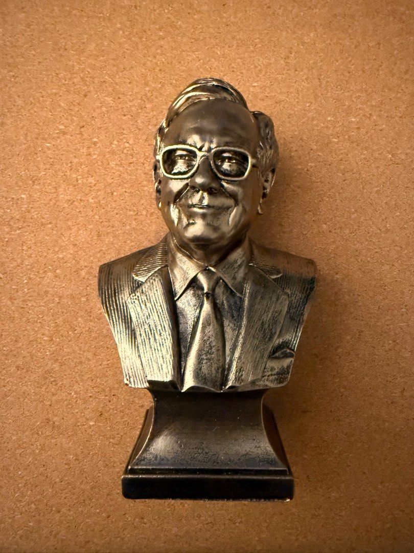 Warren Buffett and Charlie Munger Busts for Value Investing Fans ...