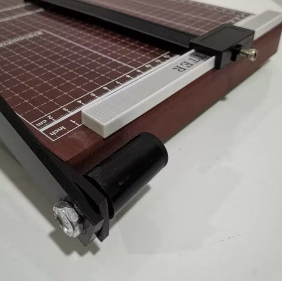 Ziraffe A4 Paper Cutter, Hobbies & Toys, Stationery & Craft, Craft ...