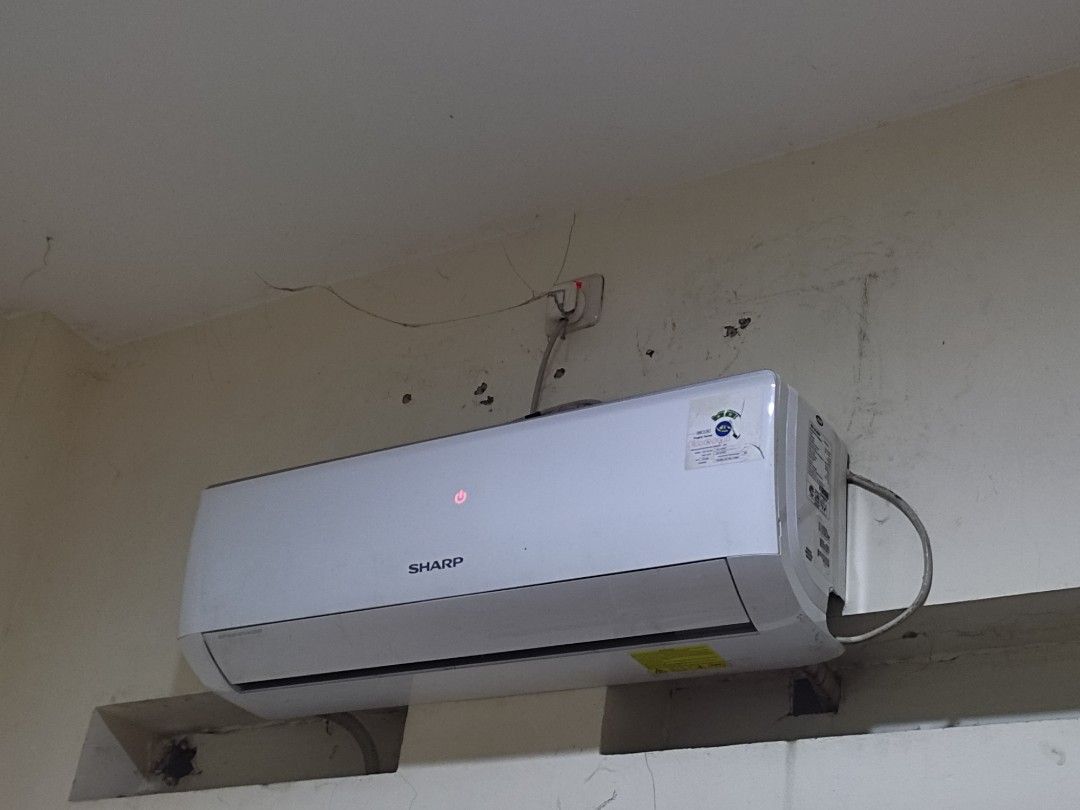 AC Sharp 1/2 PK Dingin Normal, Elektronik, Lainnya di Carousell