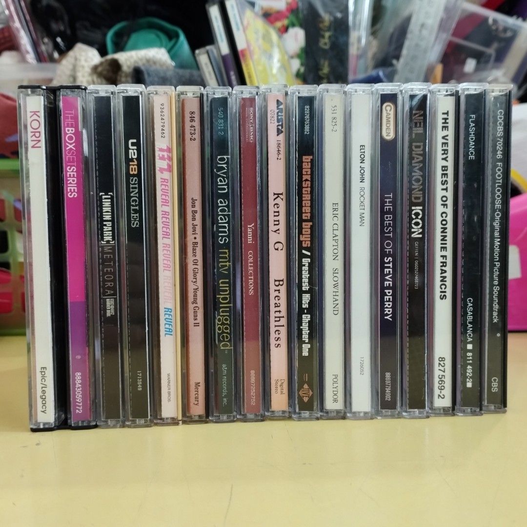 (CD) KORN LINKIN PARK U2 R.E.M. JON BON JOVI BRYAN ADAMS YANNI KENNY G ...