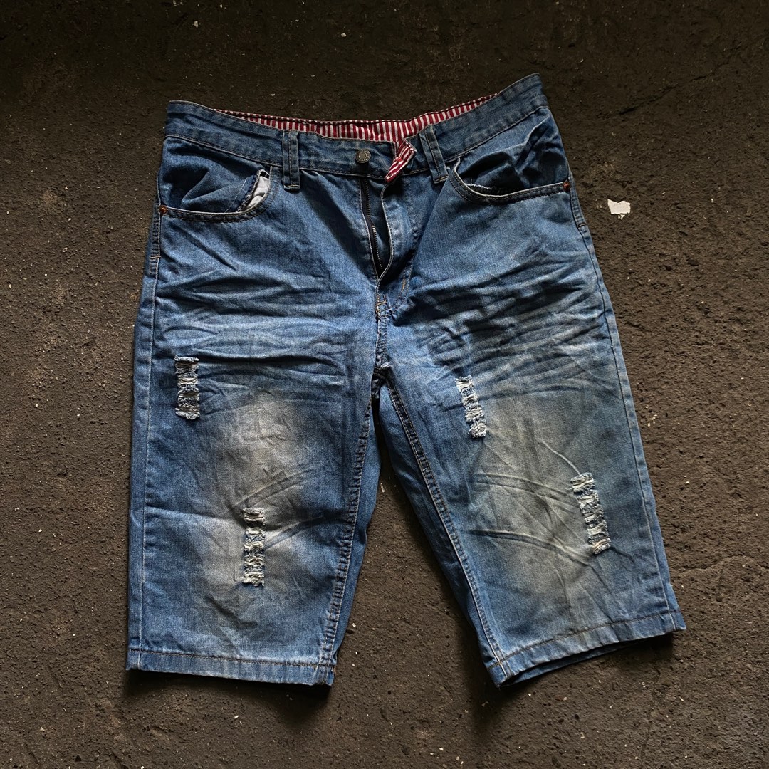 CDG x LEVIS JORTS!, Women's Fashion, Bottoms, Shorts on Carousell