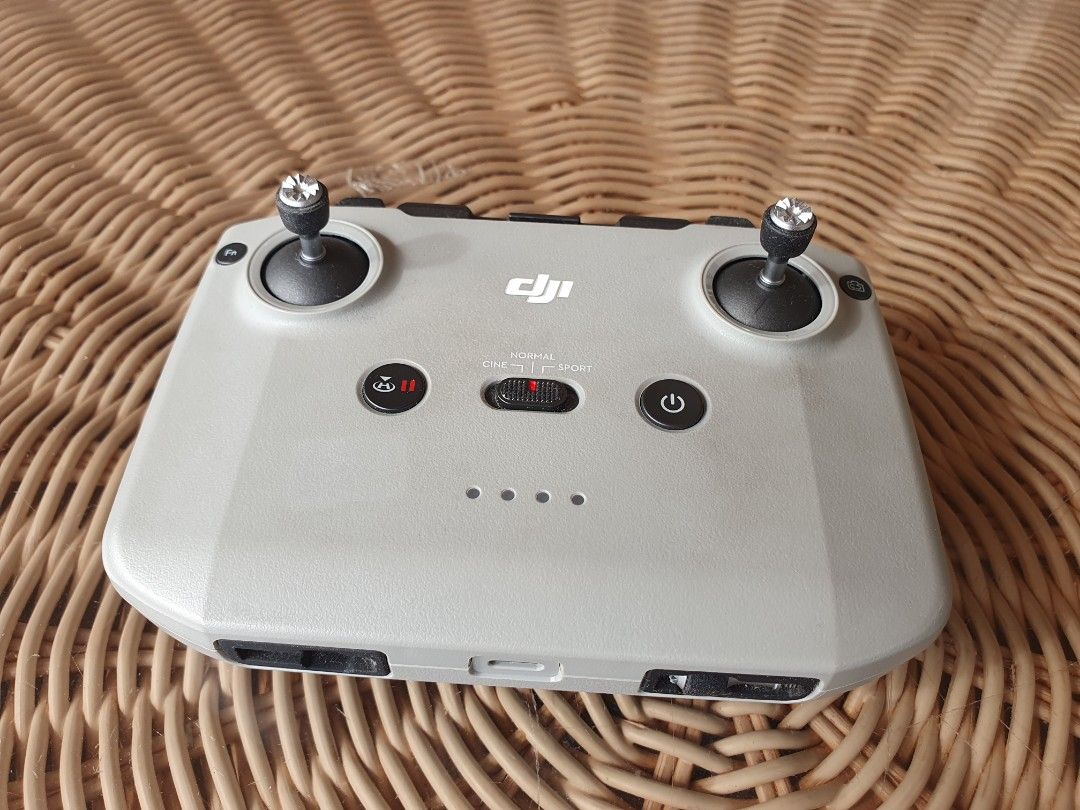 DJI RC-N1 Controller., Photography, Drones on Carousell