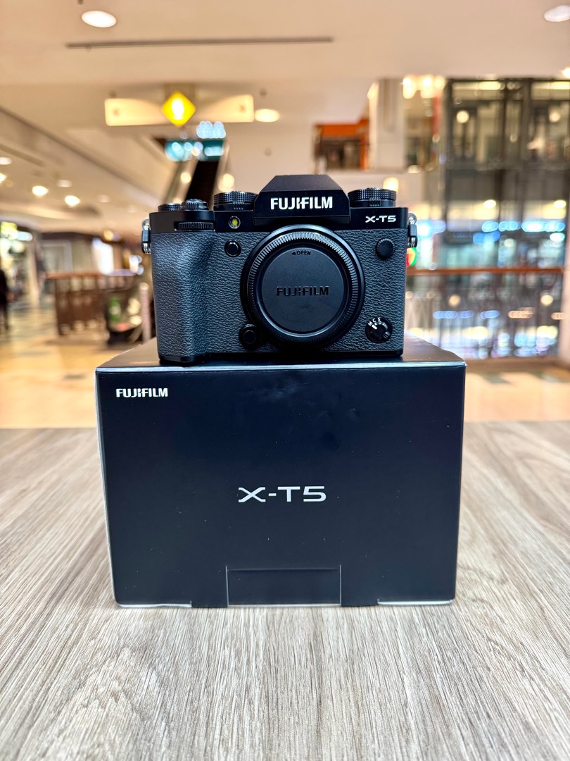 Fujifilm X-T5 XT5 Body Sc 1k (99% new) - Black, Photography, Cameras on ...