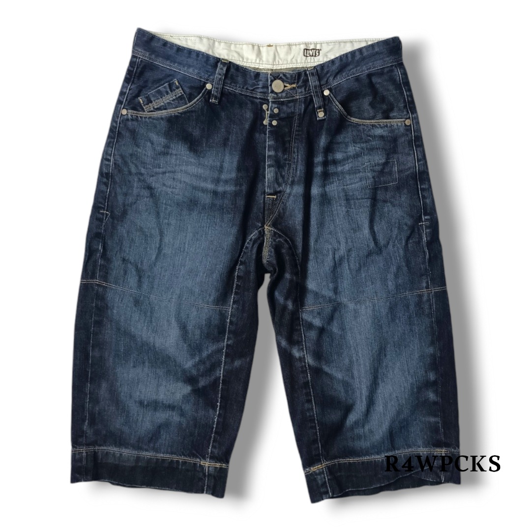 LEVI'S BELOW KNEE DENIM CAPRI JORTS, Men's Fashion, Bottoms, Shorts on ...
