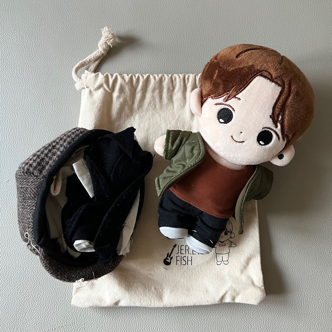 【代放】MIRROR Jer Lau柳應廷 Jerb官方公仔 娃, 興趣及遊戲, 玩具 & 遊戲類 - Carousell