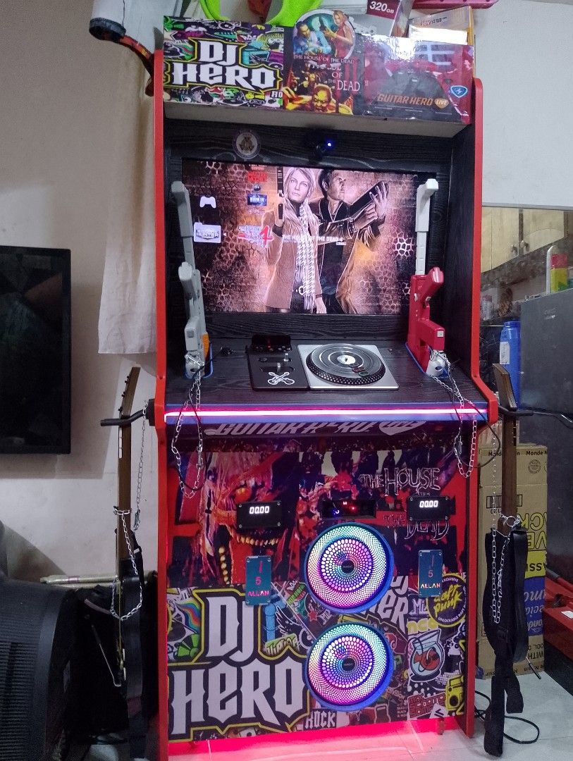 Playstation arcade machine with guitar gun dj hero see pics for more ...