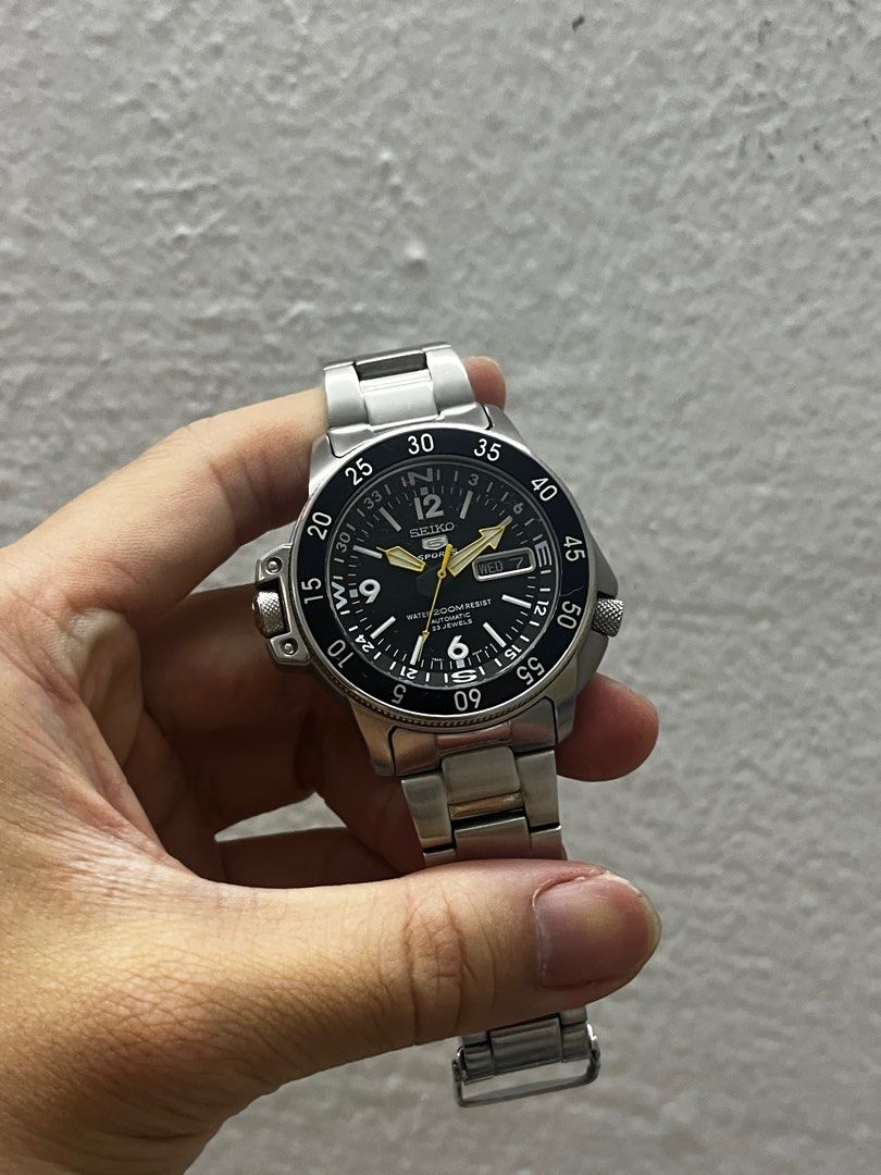 Seiko compass automatic watch, Men's Fashion, Watches & Accessories ...