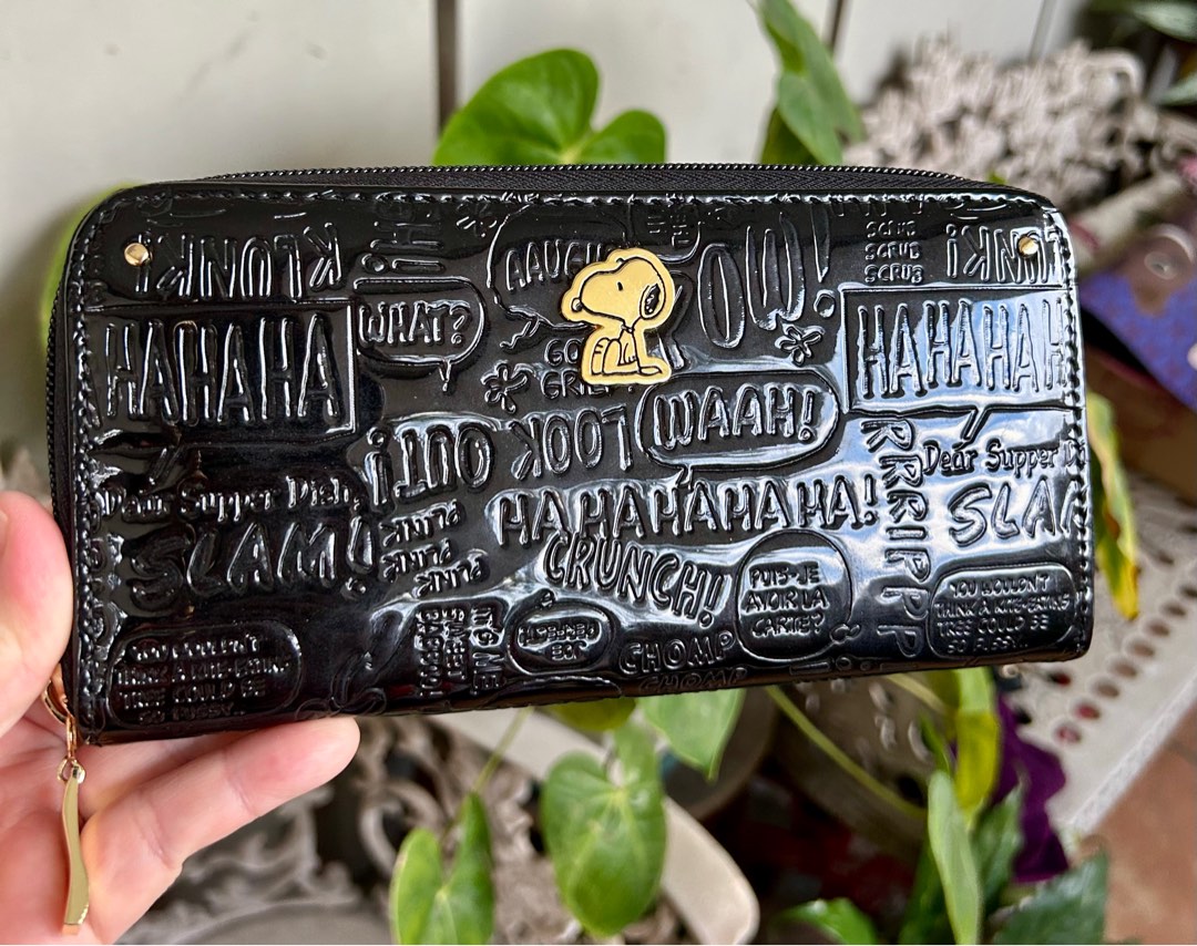 Snoopy peanuts wallet, Women's Fashion, Bags & Wallets, Wallets & Card ...