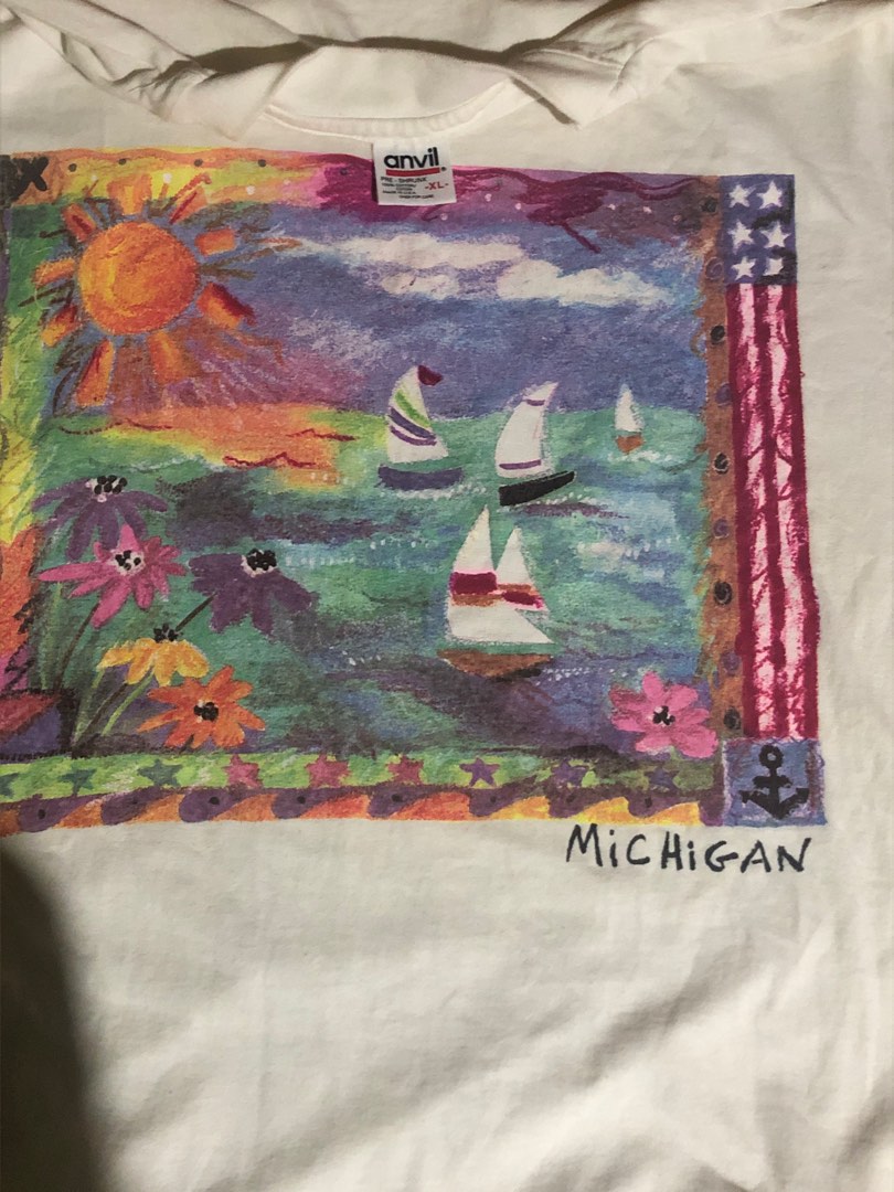 Vintage mitchigan anvil tag, Men's Fashion, Activewear on Carousell