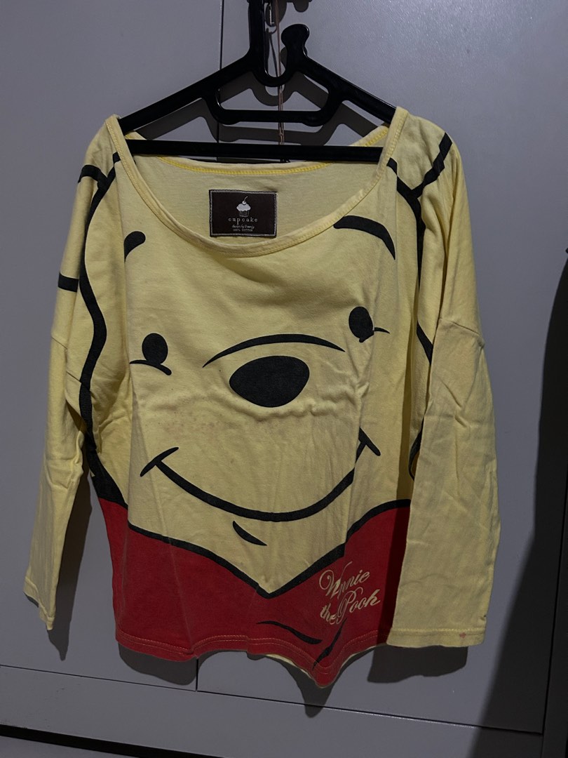 baju lengan panjang winnie the pooh cupcake pl, Fesyen Wanita, Pakaian ...