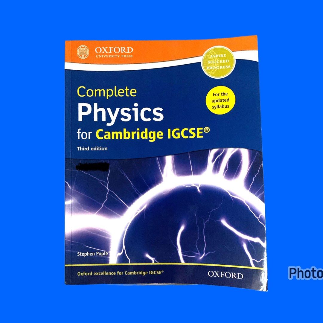 Complete Physics for Cambridge IGCSE (Third Edition), Hobbies & Toys, Books & Magazines ...