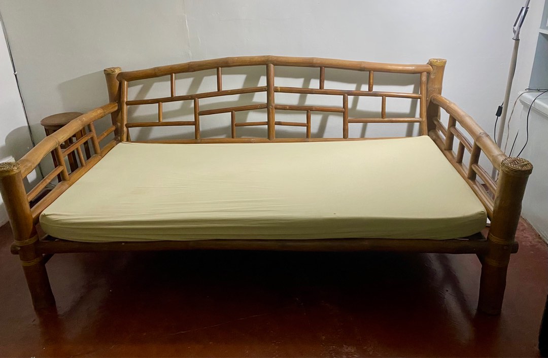 Day bes, Furniture & Home Living, Furniture, Other Home Furniture on ...