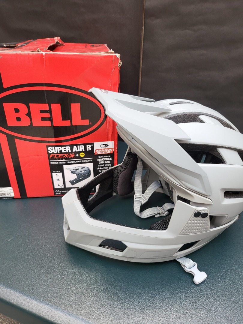 Full face bicycle helmet, Sports Equipment, Other Sports Equipment and Supplies on Carousell