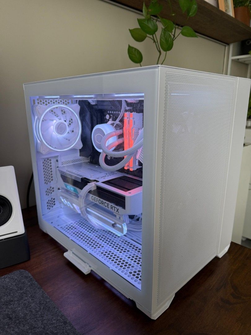 Fully White Built / G Force RTX 4060TI / Gaming PC / Ryzen 5 7600 ...