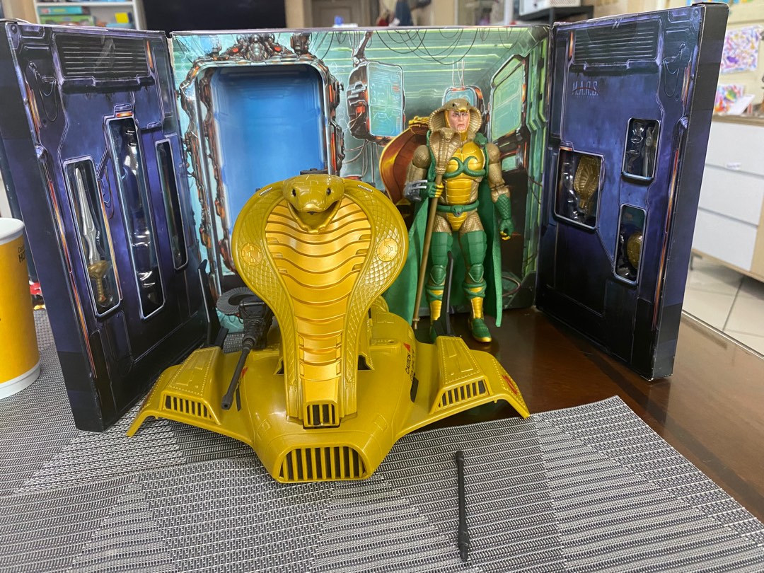 Hasbro GI Joe Classified Series Serpentor and Air Chariot Exclusive ...