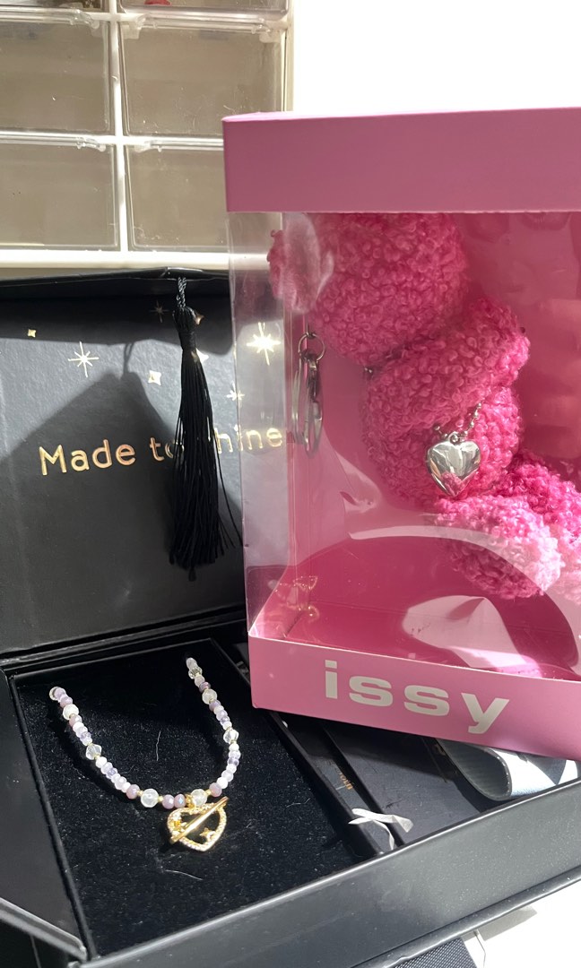 Issy Bear Lip Hugger and Tala by Kyla (TBK) Necklace, Women's Fashion ...